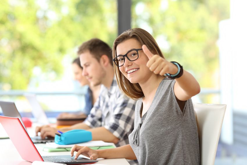 GUIDE PRATIQUE LE CV POUR L'ALTERNANCE - ALED_INES X ORIENTATIONATLAS ... GUIDE PRATIQUE LE CV POUR L'ALTERNANCE - ALED_INES X ORIENTATIONATLAS ...
