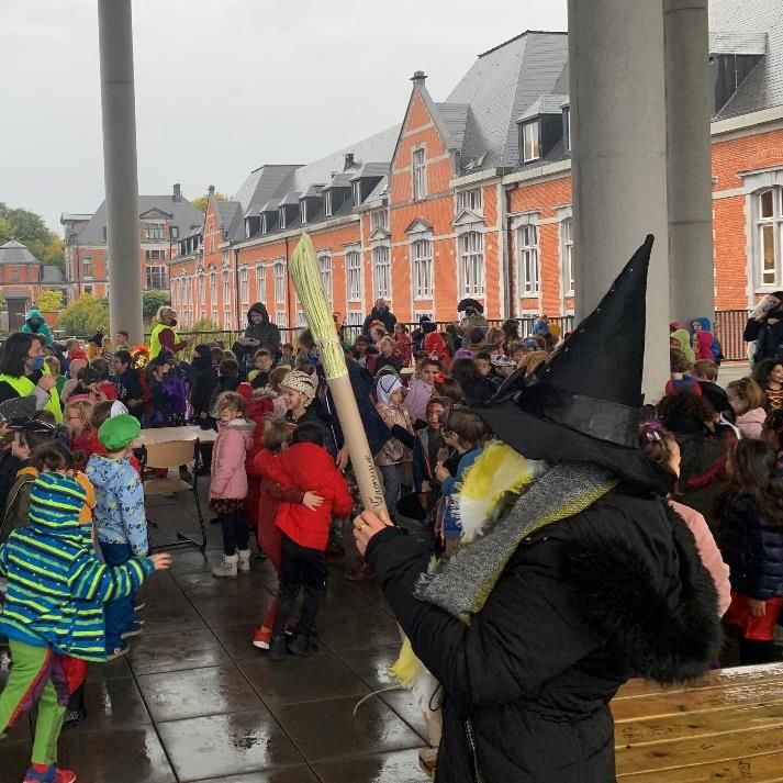 École européenne de Bruxelles IV (Laeken) Lettre d'information 24-12 ...